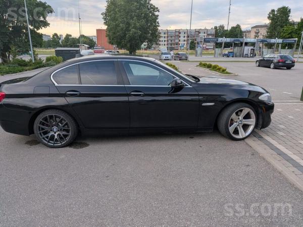 Melns BMW 528 2011 Rēzekne, ar dzinēja tilpumu 2.80 L un nobraukumu 294 tūkst. km par 7000 €, foto 3 vietnē AUTOMOTO.COM.LV