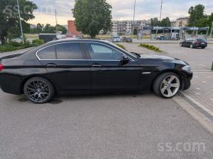 Black BMW 528 2011 in Rezekne, with an engine capacity of 2.80 L and mileage of 294 thousand km for 7000 €, photo 4 on AUTOMOTO.COM.LV