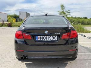 Black BMW 528 2011 in Vilnius, with an engine capacity of 2.98 L and mileage of 299 thousand km for 8500 €, photo 5 on AUTOMOTO.COM.LV