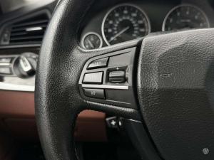 Black BMW 528 2011 in Vilnius, with an engine capacity of 2.98 L and mileage of 299 thousand km for 8500 €, photo 24 on AUTOMOTO.COM.LV
