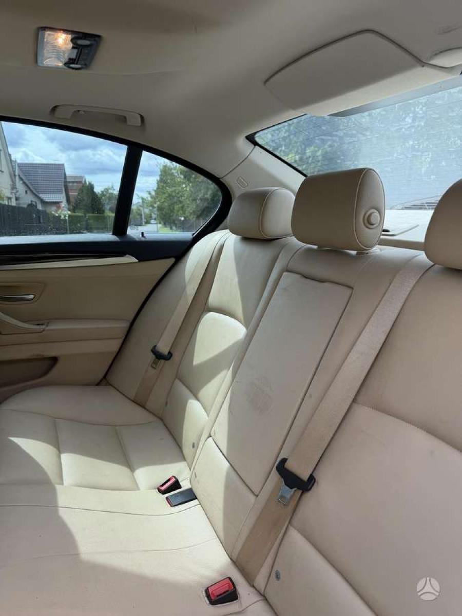 Melns BMW 528 2011 Kauņa, ar dzinēja tilpumu 3.00 L un nobraukumu 265 tūkst. km par 6400 €, foto 13 vietnē AUTOMOTO.COM.LV