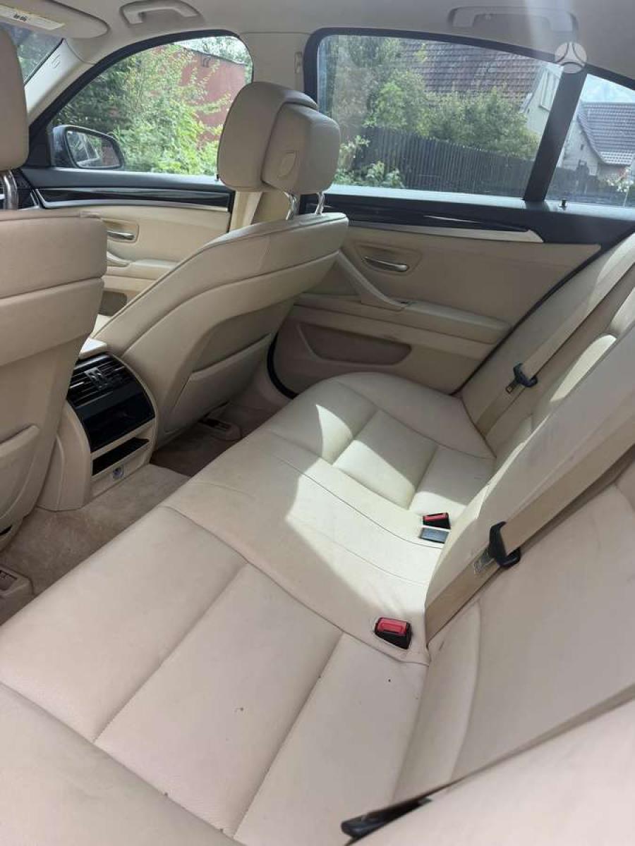 Melns BMW 528 2011 Kauņa, ar dzinēja tilpumu 3.00 L un nobraukumu 265 tūkst. km par 6400 €, foto 14 vietnē AUTOMOTO.COM.LV