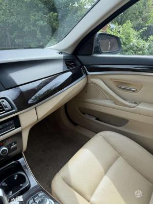 Melns BMW 528 2011 Kauņa, ar dzinēja tilpumu 3.00 L un nobraukumu 265 tūkst. km par 6400 €, foto 19 vietnē AUTOMOTO.COM.LV