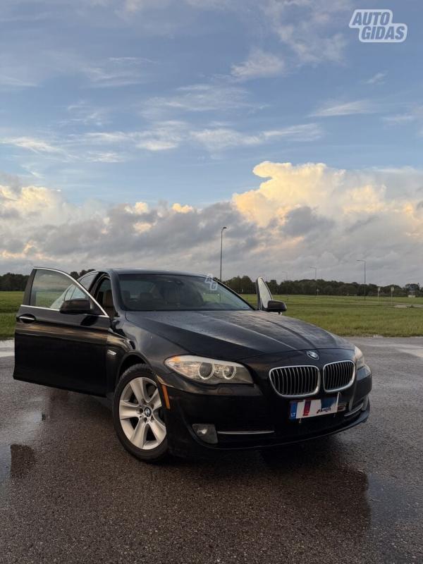 Melns BMW 528 2011 Kauņa, ar dzinēja tilpumu 3.00 L un nobraukumu 266 tūkst. km par 7000 €, foto 1 vietnē AUTOMOTO.COM.LV
