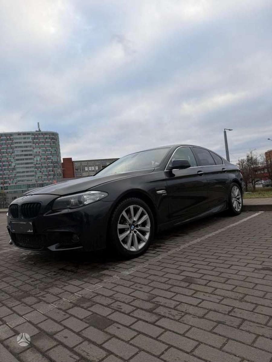 Black BMW 528 2012 in Vilnius, with an engine capacity of 2.00 L and mileage of 229 thousand km for 8500 €, photo 3 on AUTOMOTO.COM.LV