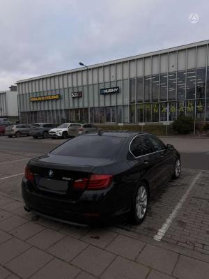 Black BMW 528 2012 in Vilnius, with an engine capacity of 2.00 L and mileage of 229 thousand km for 8500 €, photo 4 on AUTOMOTO.COM.LV