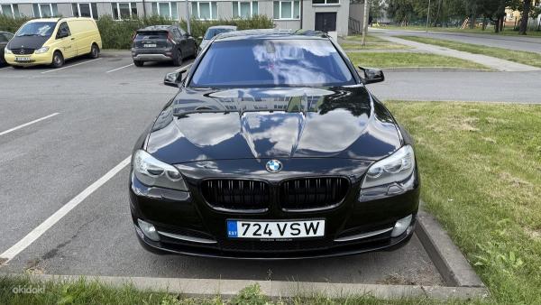 Melns BMW 528 2012 Tallina, ar dzinēja tilpumu 0.18 L un nobraukumu 208 tūkst. km par 12000 €, foto 10 vietnē AUTOMOTO.COM.LV