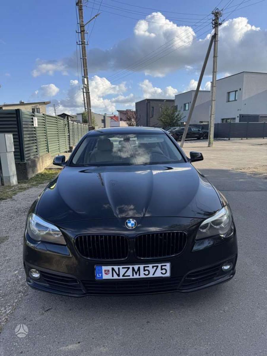 Black BMW 528 2012 in Kaunas, with an engine capacity of 2.00 L and mileage of 258 thousand km for 7500 €, photo 1 on AUTOMOTO.COM.LV