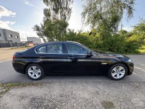 Black BMW 528 2012 in Kaunas, with an engine capacity of 2.00 L and mileage of 258 thousand km for 7100 €, photo 4 on AUTOMOTO.COM.LV