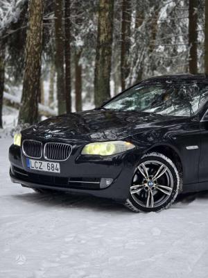 Black BMW 528 2013 in Radviliskis, with an engine capacity of 2.00 L and mileage of 279 thousand km for 8300 €, photo 17 on AUTOMOTO.COM.LV