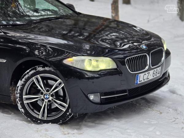 Black BMW 528 2013 in Radviliskis, with an engine capacity of 2.00 L and mileage of 279 thousand km for 8300 €, photo 8 on AUTOMOTO.COM.LV