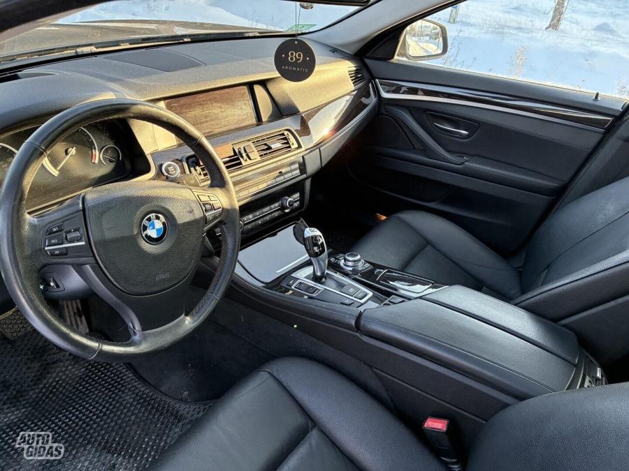 Black BMW 528 2013 in Siauliai, with an engine capacity of 2.00 L and mileage of 236 thousand km for 8500 €, photo 10 on AUTOMOTO.COM.LV