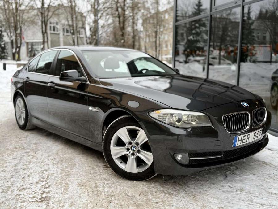 Black BMW 528 2013 in Kaisiadorys, with an engine capacity of 2.00 L and mileage of 173 thousand km for 8600 €, photo 2 on AUTOMOTO.COM.LV