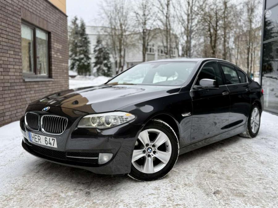 Black BMW 528 2013 in Kaisiadorys, with an engine capacity of 2.00 L and mileage of 173 thousand km for 8600 €, photo 5 on AUTOMOTO.COM.LV