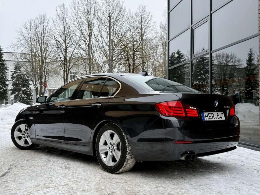 Black BMW 528 2013 in Kaisiadorys, with an engine capacity of 2.00 L and mileage of 173 thousand km for 8600 €, photo 6 on AUTOMOTO.COM.LV