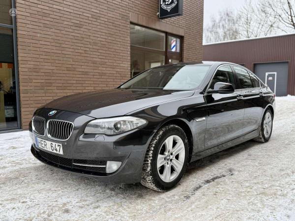 Black BMW 528 2013 in Kaisiadorys, with an engine capacity of 2.00 L and mileage of 173 thousand km for 8300 €, photo 8 on AUTOMOTO.COM.LV