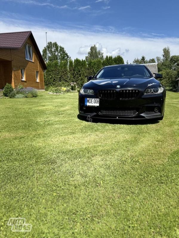 Black BMW 528 2013 in Siauliai, with an engine capacity of 2.00 L and mileage of 367 thousand km for 9250 €, photo 2 on AUTOMOTO.COM.LV