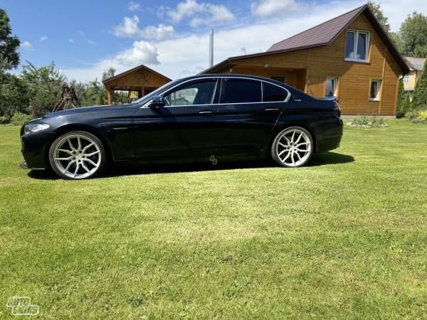 Black BMW 528 2013 in Siauliai, with an engine capacity of 2.00 L and mileage of 367 thousand km for 9250 €, photo 3 on AUTOMOTO.COM.LV