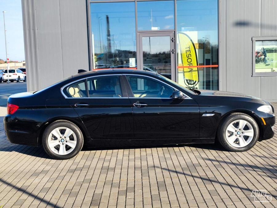 Black BMW 528 2013 in Siauliai, with an engine capacity of 2.00 L and mileage of 151 thousand km for 7700 €, photo 8 on AUTOMOTO.COM.LV