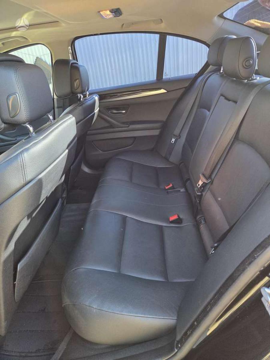 Melns BMW 528 2013 Kauņa, ar dzinēja tilpumu 2.00 L un nobraukumu 145 tūkst. km par 10950 €, foto 8 vietnē AUTOMOTO.COM.LV