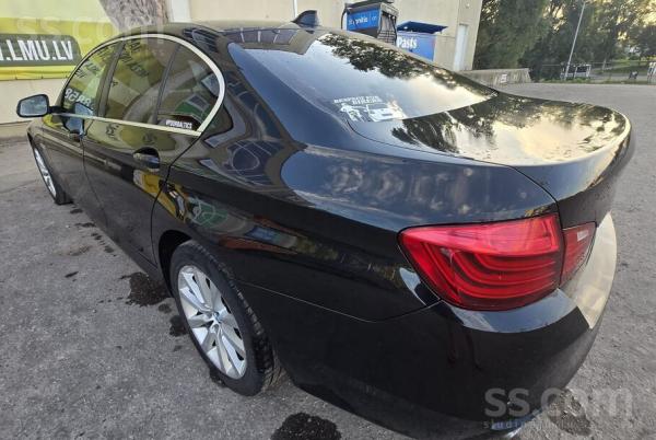 Melns BMW 528 2014 Talsi, ar dzinēja tilpumu 2.00 L un nobraukumu 296 tūkst. km par 10900 €, foto 8 vietnē AUTOMOTO.COM.LV