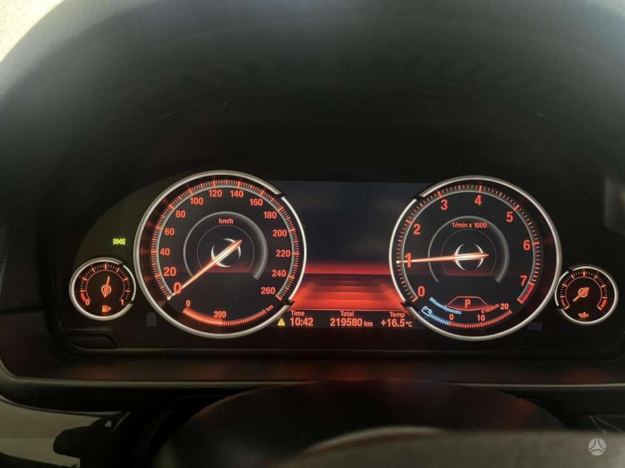 Melns BMW 528 2014 Kauņa, ar dzinēja tilpumu 2.00 L un nobraukumu 220 tūkst. km par 11000 €, foto 9 vietnē AUTOMOTO.COM.LV