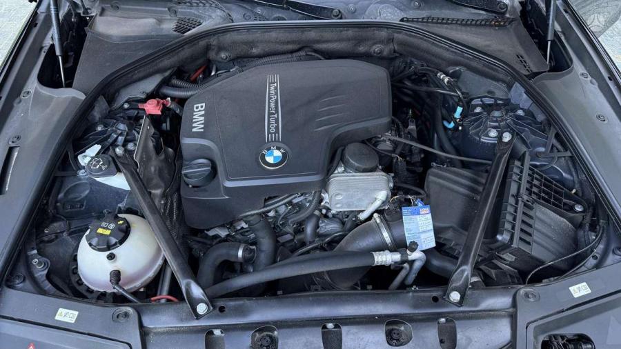Melns BMW 528 2015 Prienai, ar dzinēja tilpumu 2.00 L un nobraukumu 158 tūkst. km par 13300 €, foto 14 vietnē AUTOMOTO.COM.LV