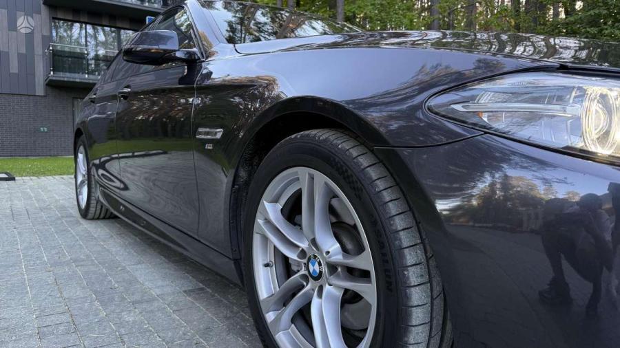 Melns BMW 528 2015 Prienai, ar dzinēja tilpumu 2.00 L un nobraukumu 158 tūkst. km par 13300 €, foto 15 vietnē AUTOMOTO.COM.LV