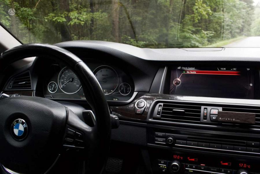 Melns BMW 528 2016 Plungė, ar dzinēja tilpumu 2.00 L un nobraukumu 114 tūkst. km par 11500 €, foto 10 vietnē AUTOMOTO.COM.LV