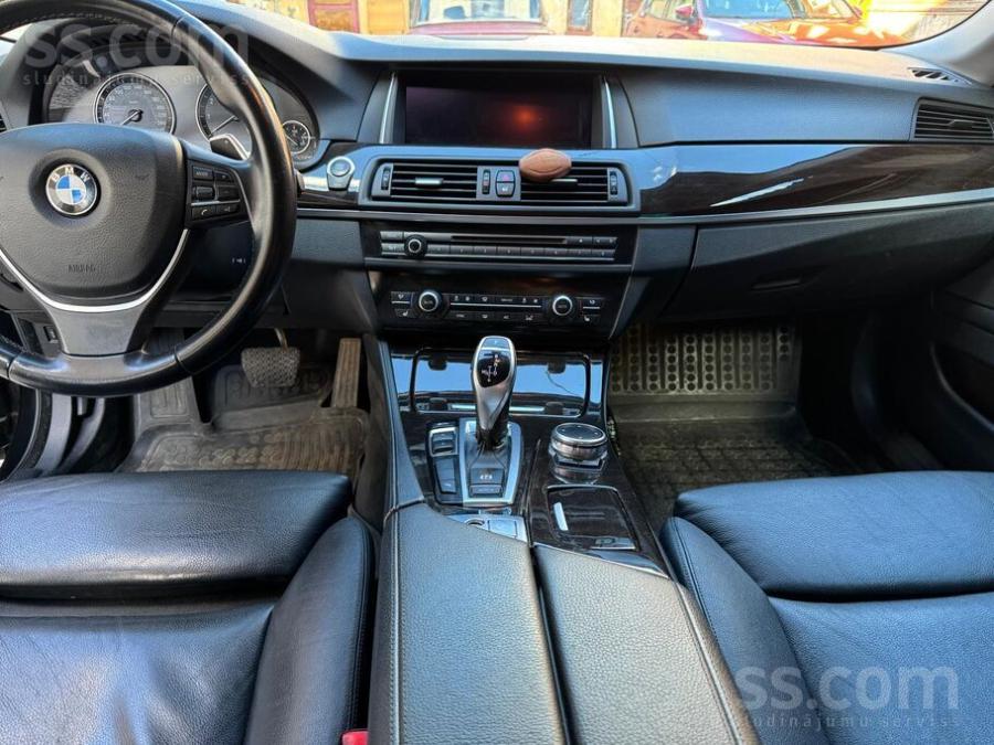 Black BMW 528 2017 in Tallinn, with an engine capacity of 2.00 L and mileage of 107 thousand km for 14000 €, photo 8 on AUTOMOTO.COM.LV