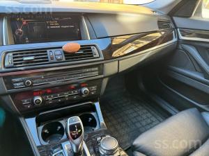 Black BMW 528 2017 in Tallinn, with an engine capacity of 2.00 L and mileage of 107 thousand km for 14000 €, photo 9 on AUTOMOTO.COM.LV