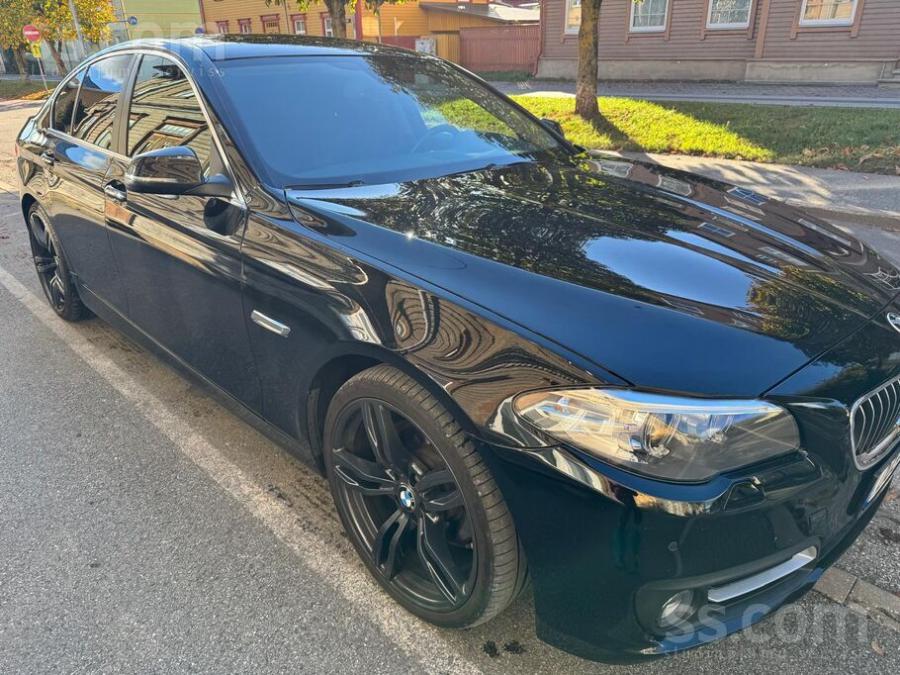 Black BMW 528 2017 in Tallinn, with an engine capacity of 2.00 L and mileage of 107 thousand km for 14000 €, photo 16 on AUTOMOTO.COM.LV