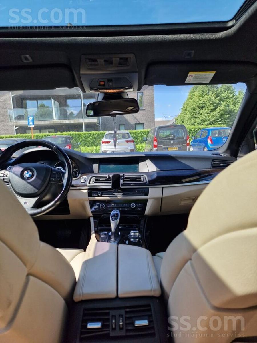 Black BMW 528 2011 in Jekabpils, with an engine capacity of 2.00 L and mileage of 219 thousand km for 10100 €, photo 5 on AUTOMOTO.COM.LV