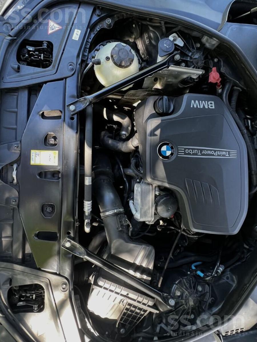 Black BMW 528 2011 in Cesis, with an engine capacity of 2.00 L and mileage of 213 thousand km for 12750 €, photo 14 on AUTOMOTO.COM.LV