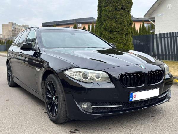 Melns BMW 528 2011 Kauņa, ar dzinēja tilpumu 3.00 L un nobraukumu 270 tūkst. km par 5750 €, foto 6 vietnē AUTOMOTO.COM.LV