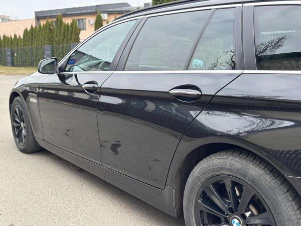Melns BMW 528 2011 Kauņa, ar dzinēja tilpumu 3.00 L un nobraukumu 270 tūkst. km par 5750 €, foto 10 vietnē AUTOMOTO.COM.LV