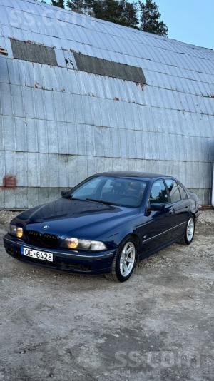 Zils BMW 528 1998 Rīga, ar dzinēja tilpumu 2.80 L un nobraukumu 340 tūkst. km par 2499 €, foto  vietnē AUTOMOTO.COM.LV