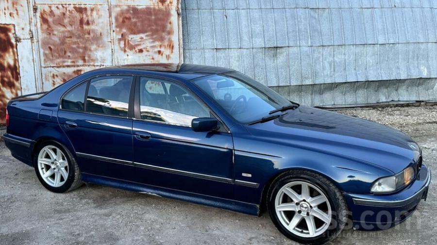 Zils BMW 528 1998 Rīga, ar dzinēja tilpumu 2.80 L un nobraukumu 340 tūkst. km par 2499 €, foto 9 vietnē AUTOMOTO.COM.LV