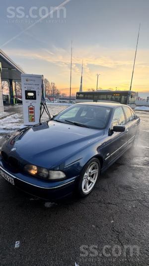 Zils BMW 528 1998 Rīga, ar dzinēja tilpumu 2.80 L un nobraukumu 340 tūkst. km par 2499 €, foto 13 vietnē AUTOMOTO.COM.LV