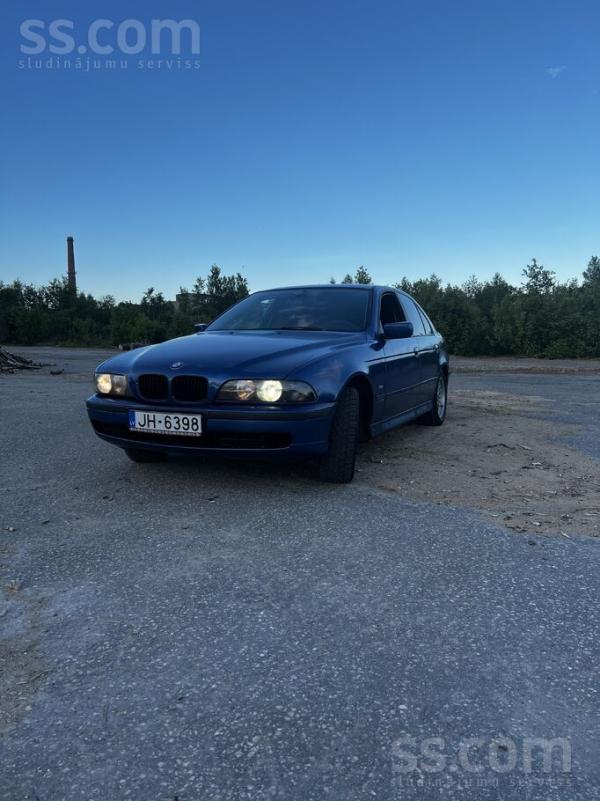 Zils BMW 528 1998 Rēzekne, ar dzinēja tilpumu 2.80 L un nobraukumu 453 tūkst. km par 2300 €, foto 1 vietnē AUTOMOTO.COM.LV