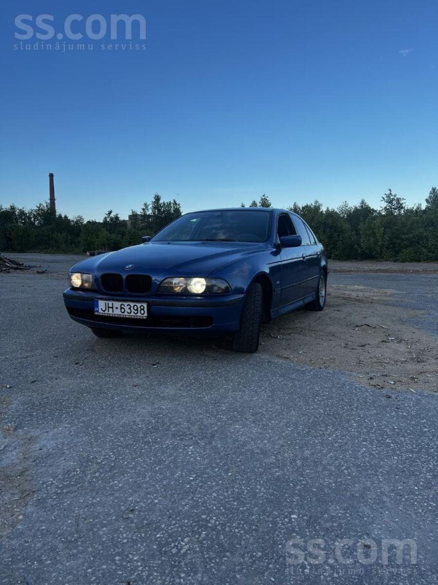 Zils BMW 528 1998 Rēzekne, ar dzinēja tilpumu 2.80 L un nobraukumu 453 tūkst. km par 2300 €, foto 1 vietnē AUTOMOTO.COM.LV