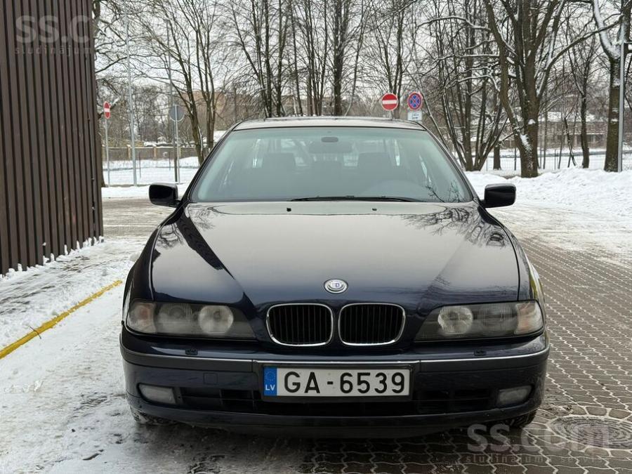 Blue BMW 528 1999 in Riga, with an engine capacity of 2.80 L and mileage of 213 thousand km for 2990 €, photo 9 on AUTOMOTO.COM.LV