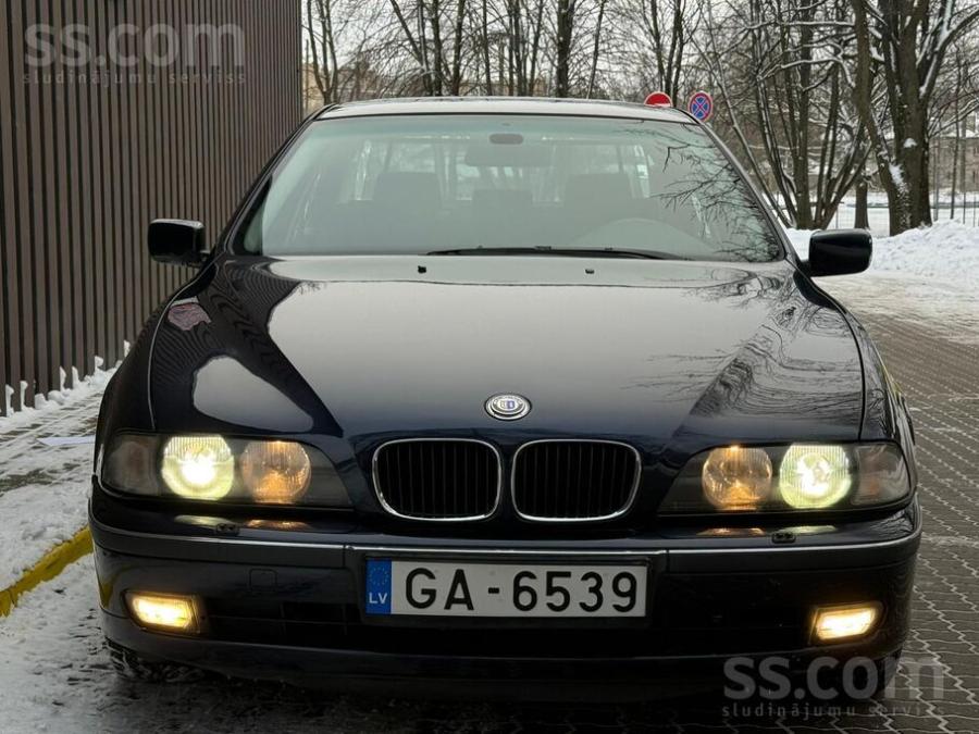 Blue BMW 528 1999 in Riga, with an engine capacity of 2.80 L and mileage of 213 thousand km for 2990 €, photo 11 on AUTOMOTO.COM.LV