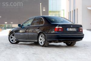 Blue BMW 528 1999 in Jelgava, with an engine capacity of 2.80 L and mileage of 246 thousand km for 5500 €, photo 5 on AUTOMOTO.COM.LV