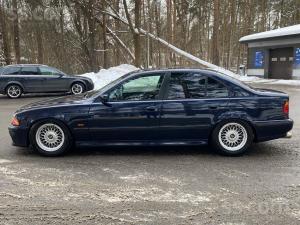 Blue BMW 528 1999 in Riga, with an engine capacity of 2.80 L and mileage of 0 thousand km for 3799 €, photo 2 on AUTOMOTO.COM.LV