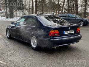 Blue BMW 528 1999 in Riga, with an engine capacity of 2.80 L and mileage of 0 thousand km for 3799 €, photo 3 on AUTOMOTO.COM.LV