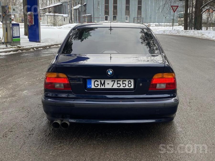 Blue BMW 528 1999 in Riga, with an engine capacity of 2.80 L and mileage of 0 thousand km for 3799 €, photo 4 on AUTOMOTO.COM.LV