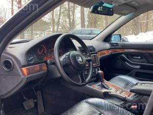 Blue BMW 528 1999 in Riga, with an engine capacity of 2.80 L and mileage of 0 thousand km for 3799 €, photo 9 on AUTOMOTO.COM.LV