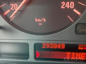 Blue BMW 528 1999 in Riga, with an engine capacity of 2.80 L and mileage of 0 thousand km for 3799 €, photo 13 on AUTOMOTO.COM.LV