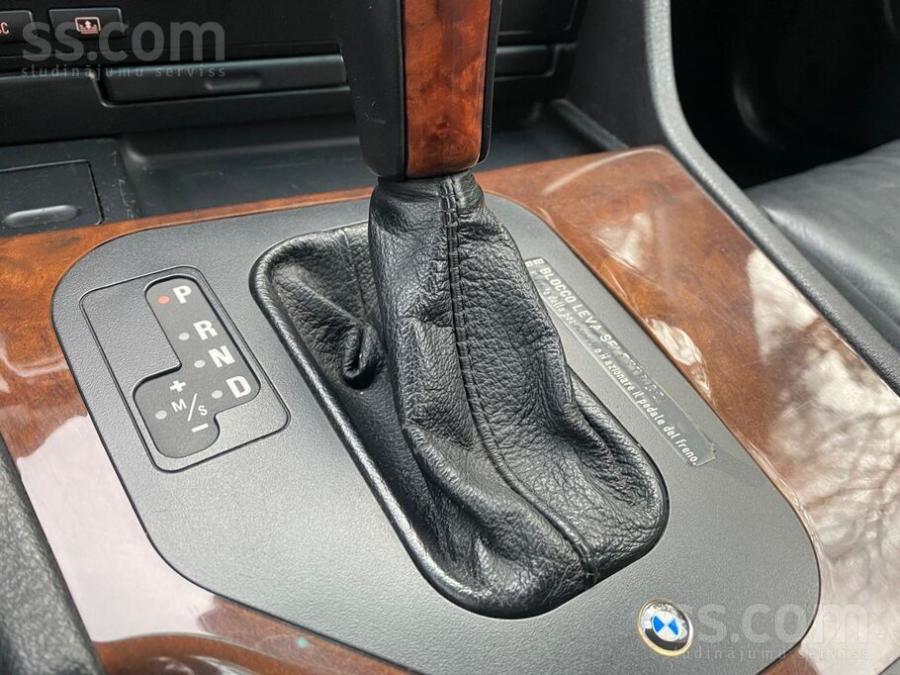 Blue BMW 528 1999 in Riga, with an engine capacity of 2.80 L and mileage of 0 thousand km for 3799 €, photo 21 on AUTOMOTO.COM.LV